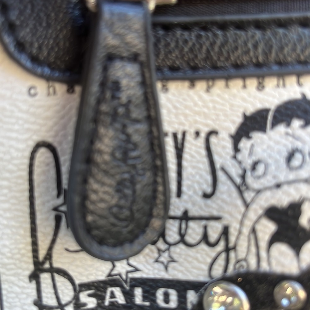 Betty Boop Signature Collection Shoulder Bag - Gem